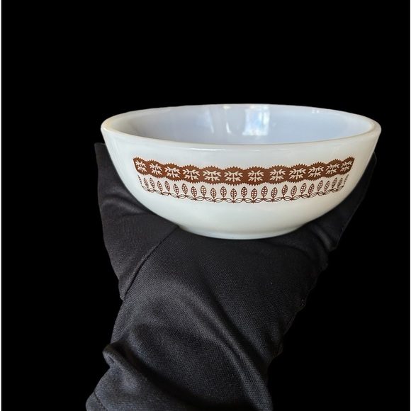 Kitchen | Mix Plates Termocrisa Milk Glass | Poshmark